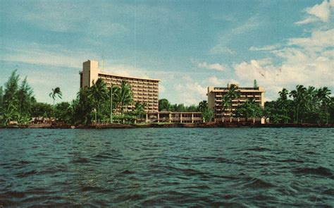 Vintage Postcard Naniloa Hotel Ships Eye View Beautiful Big Island Hilo Hawaii United States