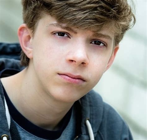 Películas Series Y Cortos De Gabriel Rush Filmin
