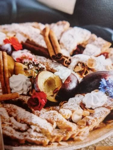 Fahéjas Szilvás Pite