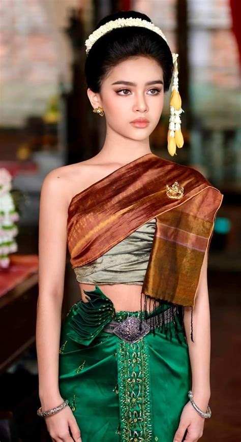 Traditional Costume Of Khmer Apsor Cambodian 🇰🇭 Estilos Poses