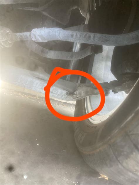 What causing this sound? Toyota Aurion : r/MechanicAdvice