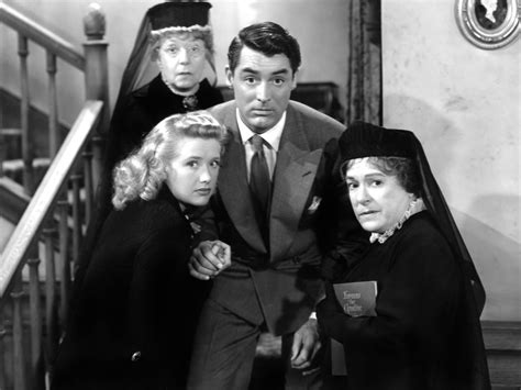 Arsenic And Old Lace Priscilla Lane Jean Adair Cary Grant
