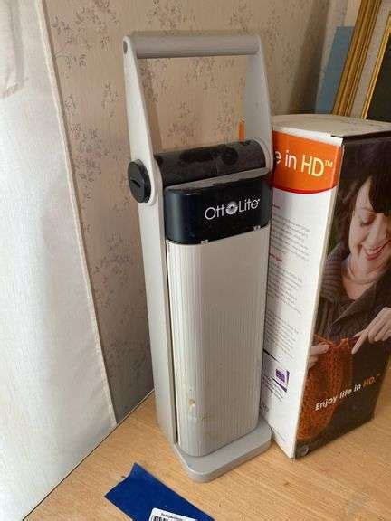 Two Portable Ott Lites Hurley Real Estate And Auctions