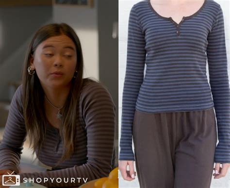 Alice Shrinking Clothes Style Outfits Fashion Looks Shop Your Tv