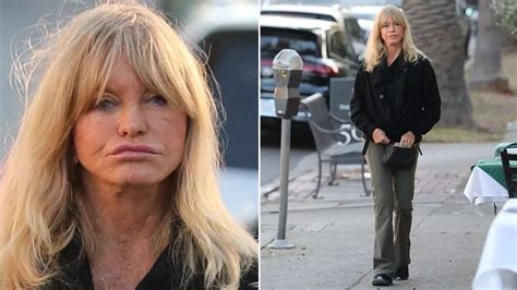 Goldie Hawn 78 Rocks Laidback Get Up As She Steps Out To Run Errands
