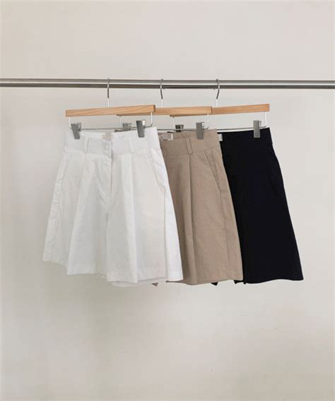 꾸안꾸 데일리템 와이드팬츠 프리모핀턱4부팬츠로우웨스트데일리룩여름팬츠여름데일리룩캐쥬얼룩데이트룩캐쥬얼바지핀턱팬츠와이드팬츠오피스룩여름하객룩여름데일리룩