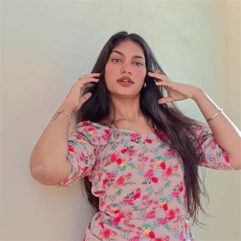 Amisha Singh Youtube