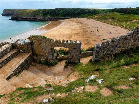 30 Best Beaches in the UK Right Now, From Sandy Bays to Sun Traps