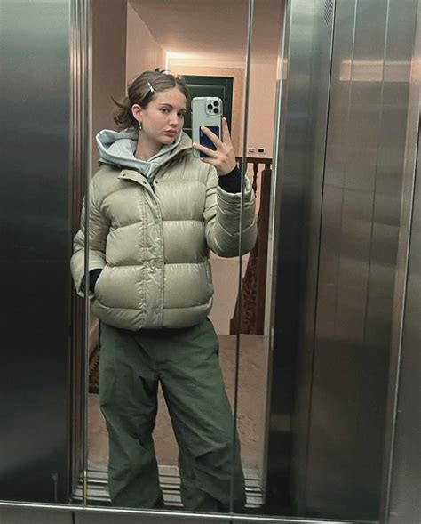 Pin By Ppck On My Fav Winter Casual Winter Outfits Puffer Jacket Outfit Beige Puffer Jacket