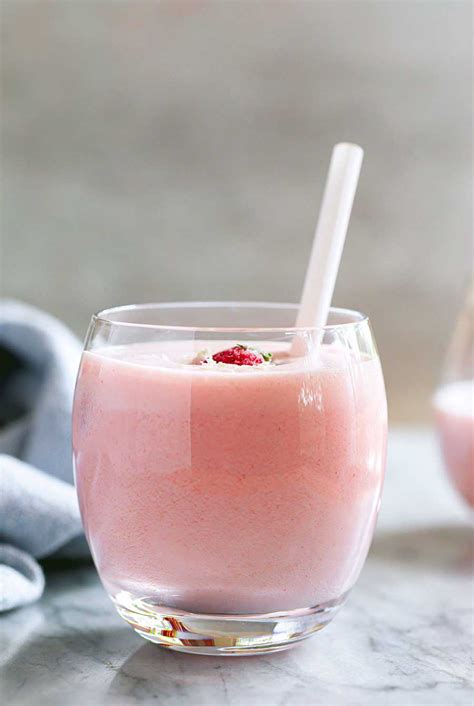 The Best Pretty In Pink Smoothie Recipes On The Internet The Mood Guide
