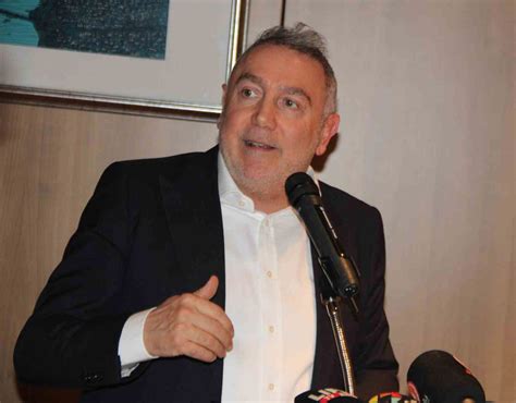 Ertekin Istifa Ettiğini Duyurdu