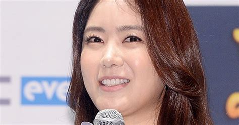 T포토 김주희 리액션을 맡아 열심히 하고 있습니다