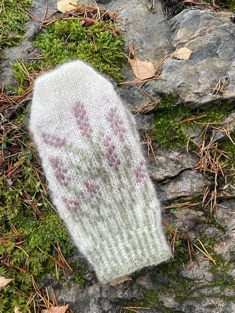 Рукавички спицами Wooly Lavender