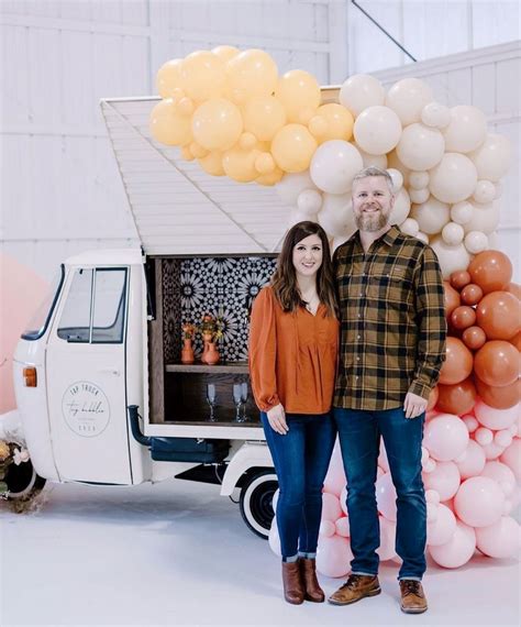 About Us — Tiny Bubbles Mobile Bar