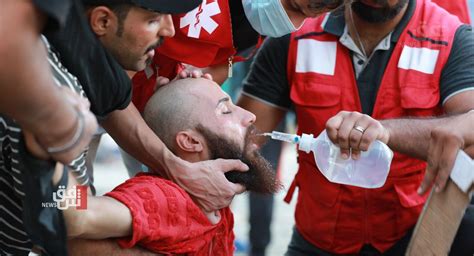 شفق نيوز عشرات حالات الاختناق والاصابات بالصجم في صفوف المتظاهرين