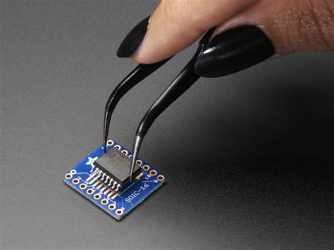 Adafruit Pcb Breakout Smt Per Soic 16 O Tssop 16 Confezione Da 3