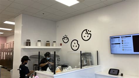 Crumbl Cookies Opens In Durham Near Southpoint Mall Triangle Business