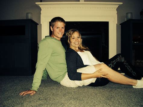 Pin By Tarolyn Fulkerson On Me Couple Photos Photo Couples