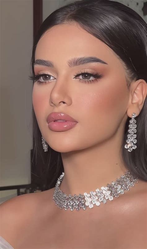 Pin By Lluvia♡ On Peinados Y Maquillaje ☃️ Glam Wedding Makeup