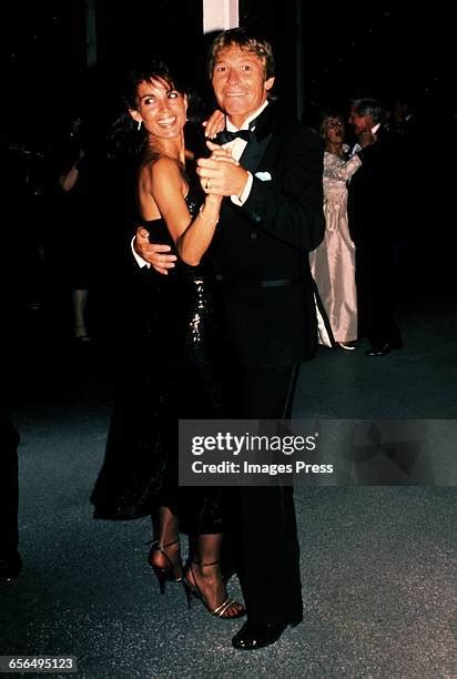 John Denver Photos And Premium High Res Pictures Getty Images