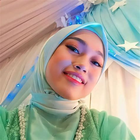 Bunna Els Postlemon8