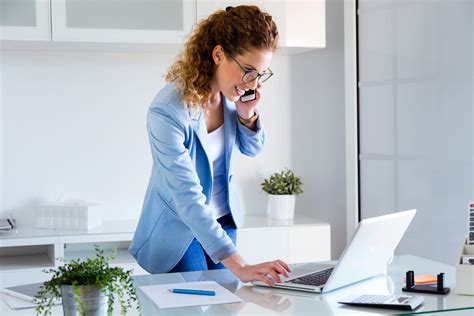How To Use Voip To Streamline Your Business Communications