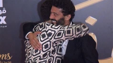 شوف النجم خالد النبوي عمل ايه لما شاف ابنه نور النبوي في العرض الخاص