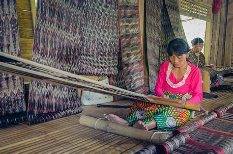 The Art Of Weaving Of The Philippines