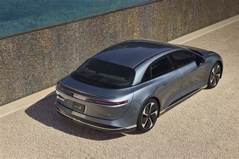 Entry Level Lucid Air Pure Rwd Has 430 Hp And 406 Miles Of Range