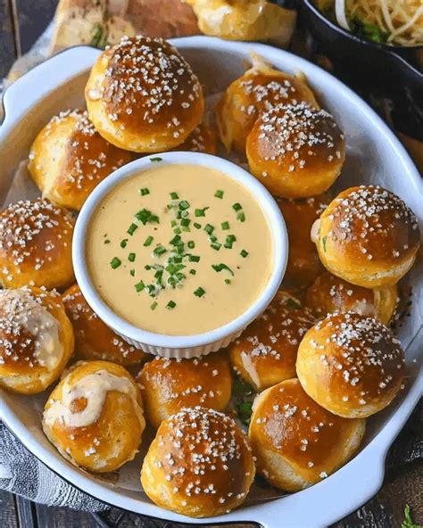 Pretzel Bites With Cheese Sauce Dish Rise