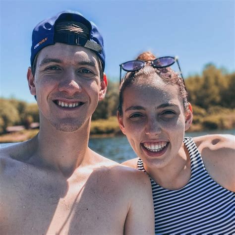 Aidro Nmim5kdm6emavfbewhltkmufpjfrqornyke7lqj2mmzug S900 C K C0x00ffffff No Rj