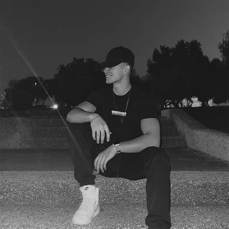 🖤𝕴𝖑𝖆𝖓🖤 Oilano • Threads Say More