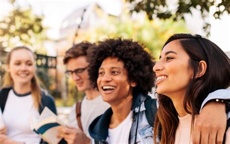 College Connections And Chaos Figuring Out Social Life On Campus