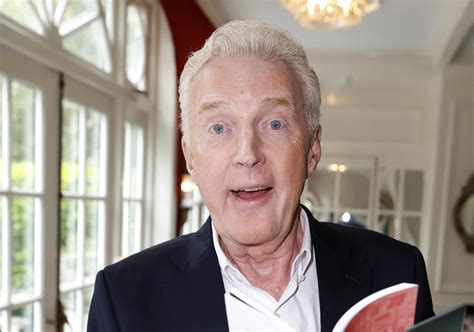 André Van Duin Brengt Boek En Album Uit