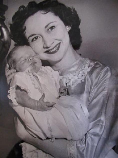 What Happened To Dorothy Kilgallen She Died Mysteriously On Nov 8 1965