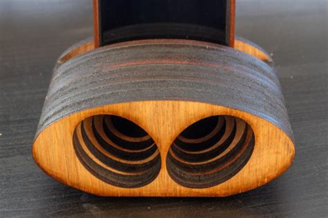 Space Ship Design Stylish Wooden Passive Amplifier And Phone Stand Oak Finish Uk Design And Made