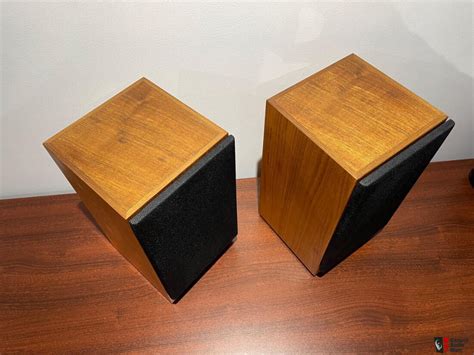 Kef Reference Model 101 Speakers Photo 4154902 Canuck Audio Mart