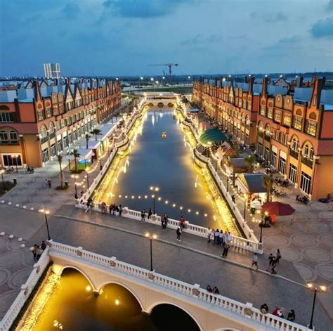Spot Ini Viral Karena Mirip Amsterdam Belanda Lokasinya Di Pik 2