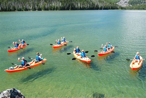 Paddle Kayak Or Canoe In Bend Oregon Wanderlust Tours Wanderlust Tours