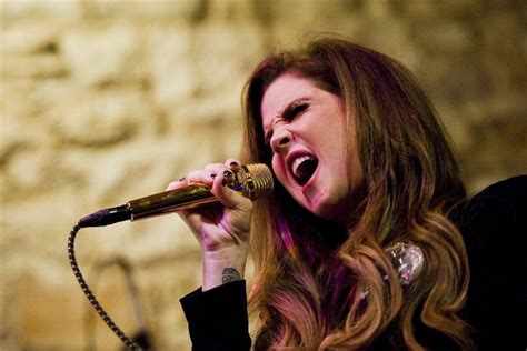 Saru Ferguson I Lisu Mari Prisli Su Spojili Seks Skandali Muževa