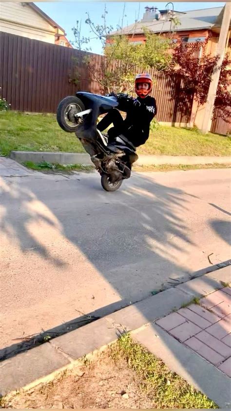 Скутер стант на заднем колесе Скутер Питбайк Мотоцикл