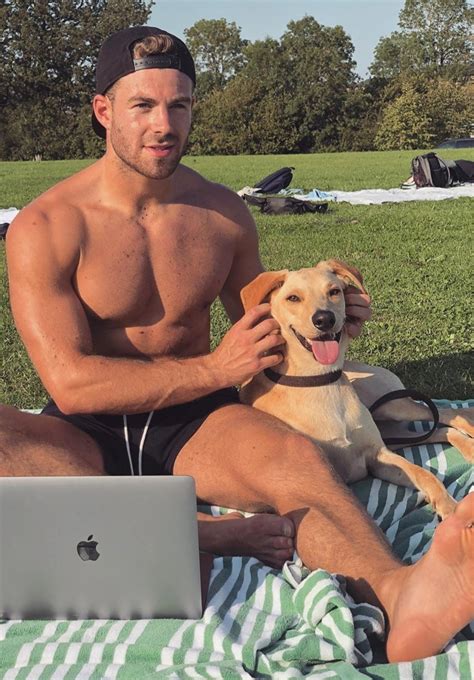 Bradley Simmondss Feet