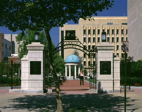 Gwu Mid Campus Quad — Lourie Architects