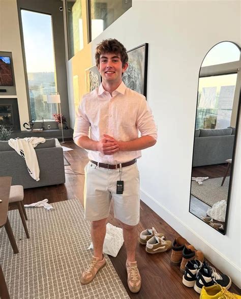 Ian The Rapper Hot Halloween Outfits Just Beautiful Men Ian Smith