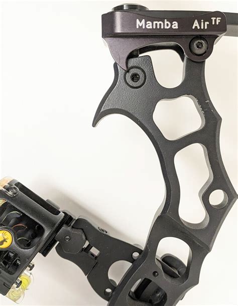 Apa Mamba Air Tf Right Hand Draw Compound Bow With Quiver And Easton