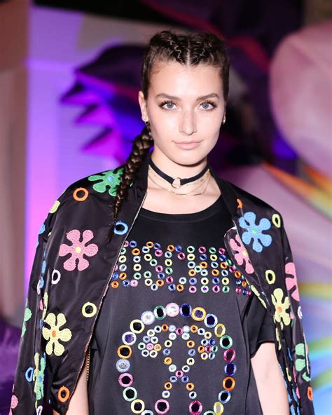 Jess Clemis Style Clothes Outfits And Fashion • Celebmafia