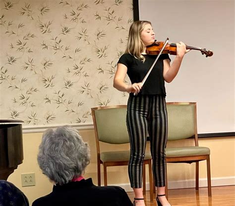 Posts String Academy