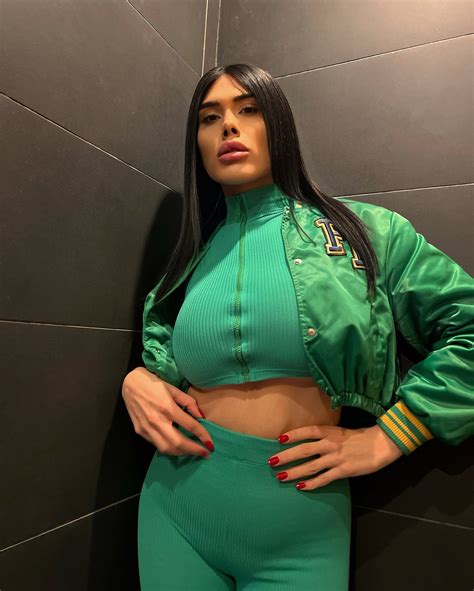 Sude Boz Turkish Escort In İstanbul