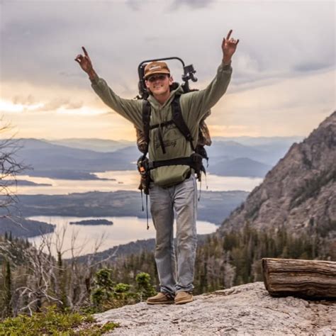 Colby Sindoni Colby Sindoni • Threads Say More