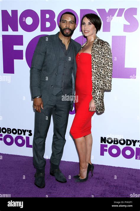New York Ny Usa 28th Oct 2018 Omari Handwick Jennifer Pfautch At The Paramount Pictures
